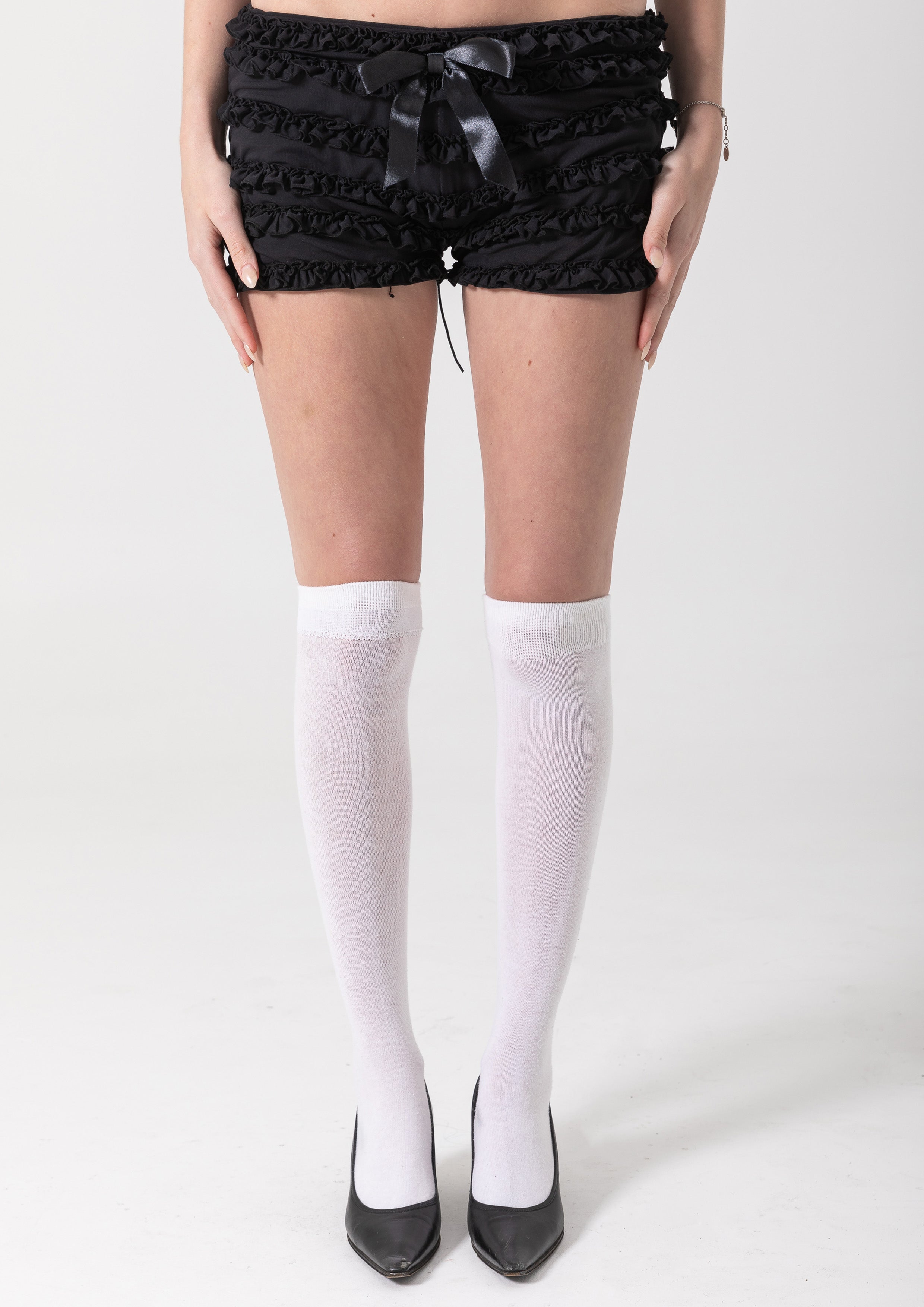 AMELIA RUFFLE SHORT - BLACK – Bye Bambi